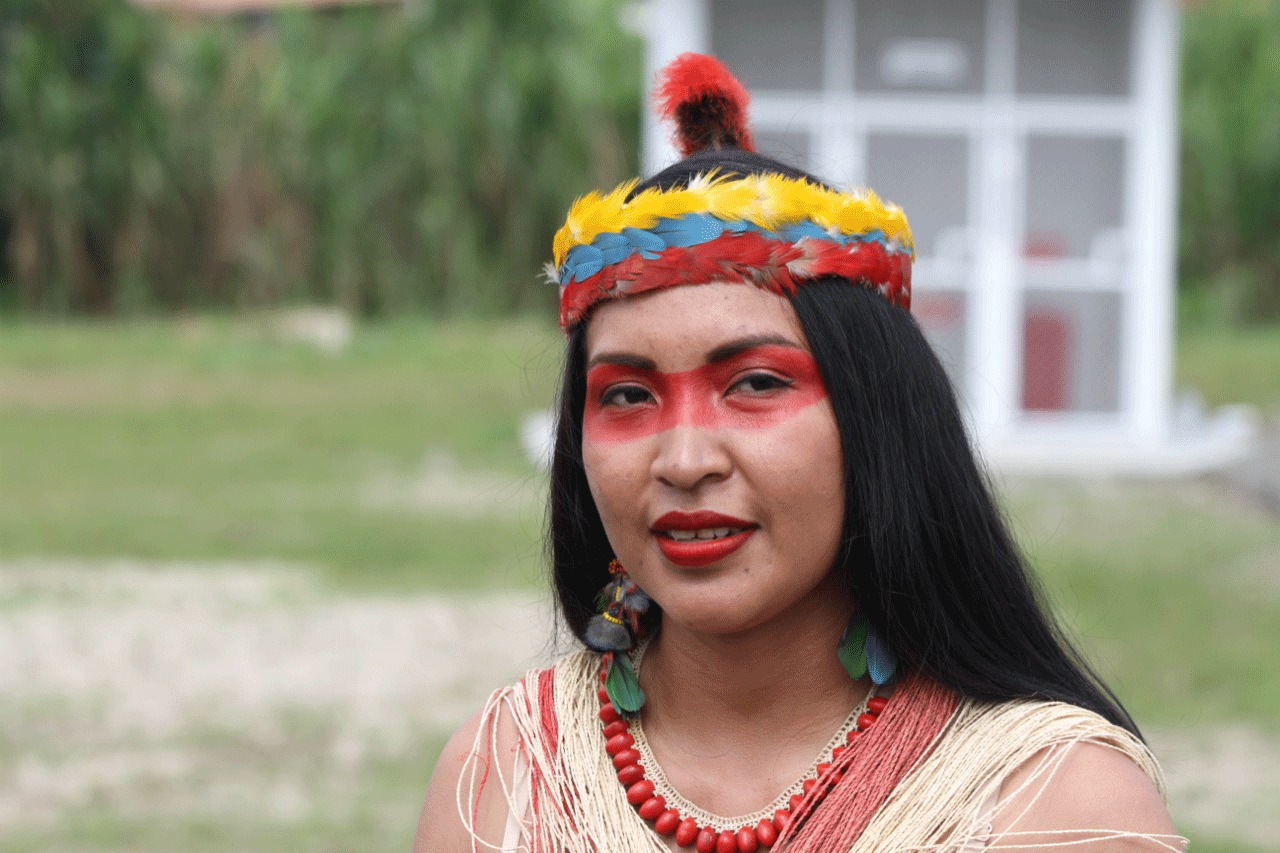 Mujeres Amazónicas se gradúan como Policías - Tuvoz.tv