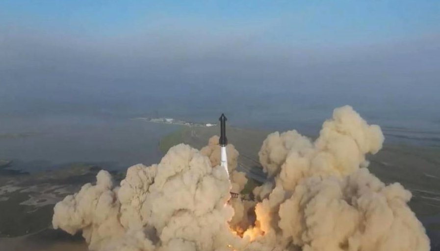 Starship, el cohete más grande del mundo explota en su primer vuelo de ...