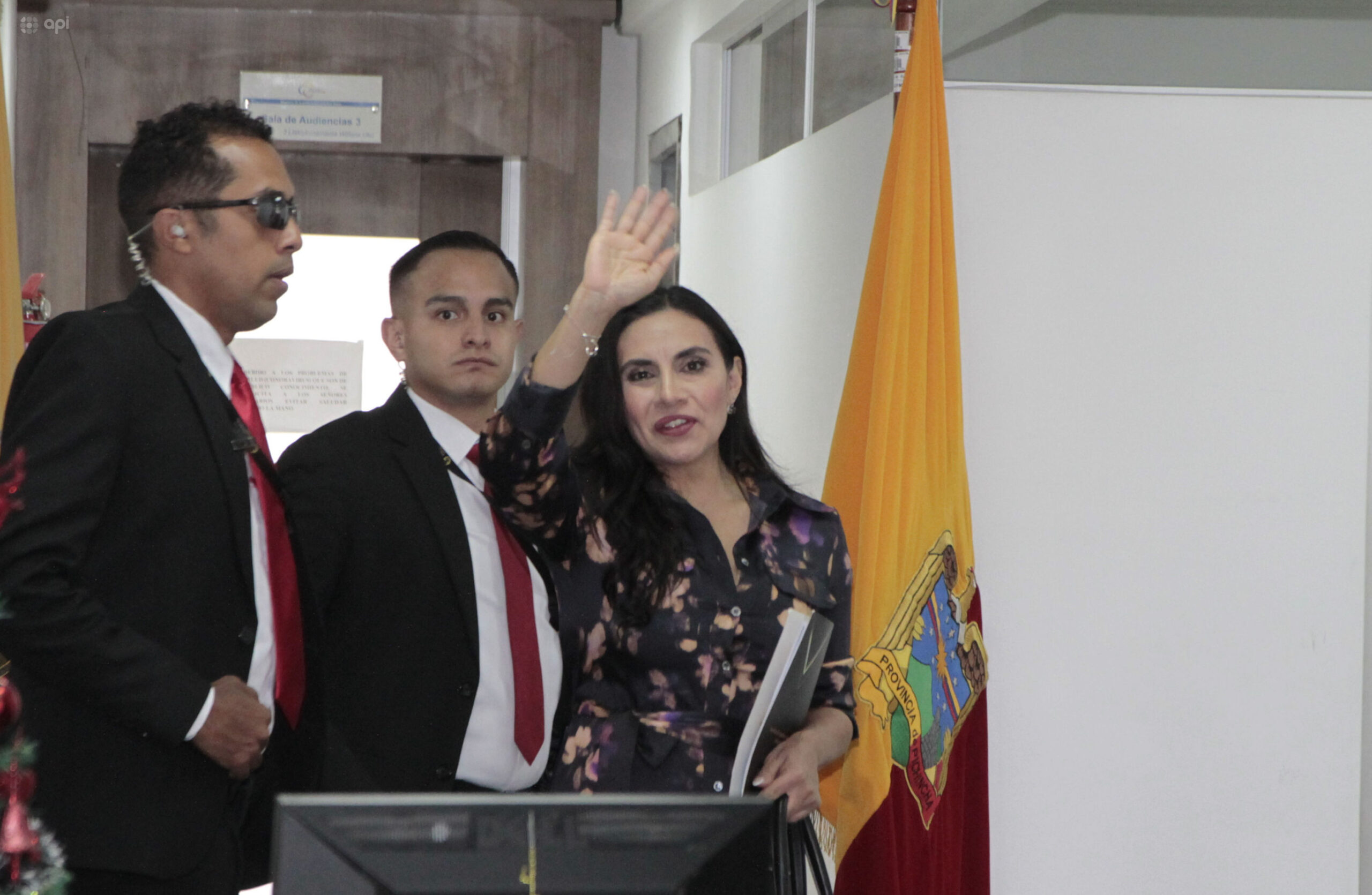 El Ministerio del Trabajo ofrece disculpas públicas a la Vicepresidenta ...